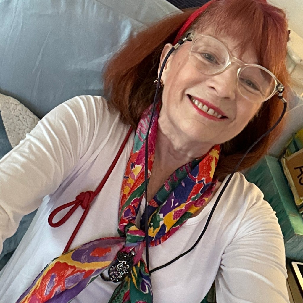 NEW YEAR FROM THE CHILDLESS CAT LADY WRITING AWAY HERE IN THE BASEMENT ...